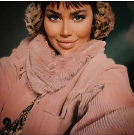 مینا نامدار کیست؟ بیوگرافی و عکس های پخش شده او